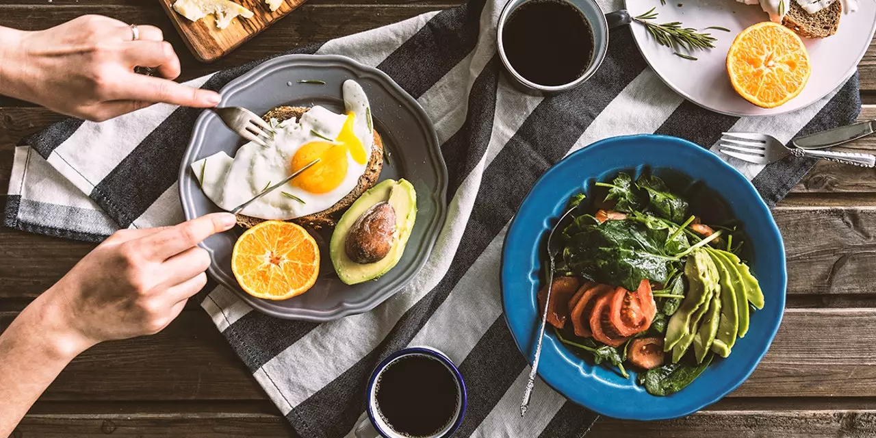 Tiesa apie tai, ar pusryčių valgymas gali padėti numesti svorio