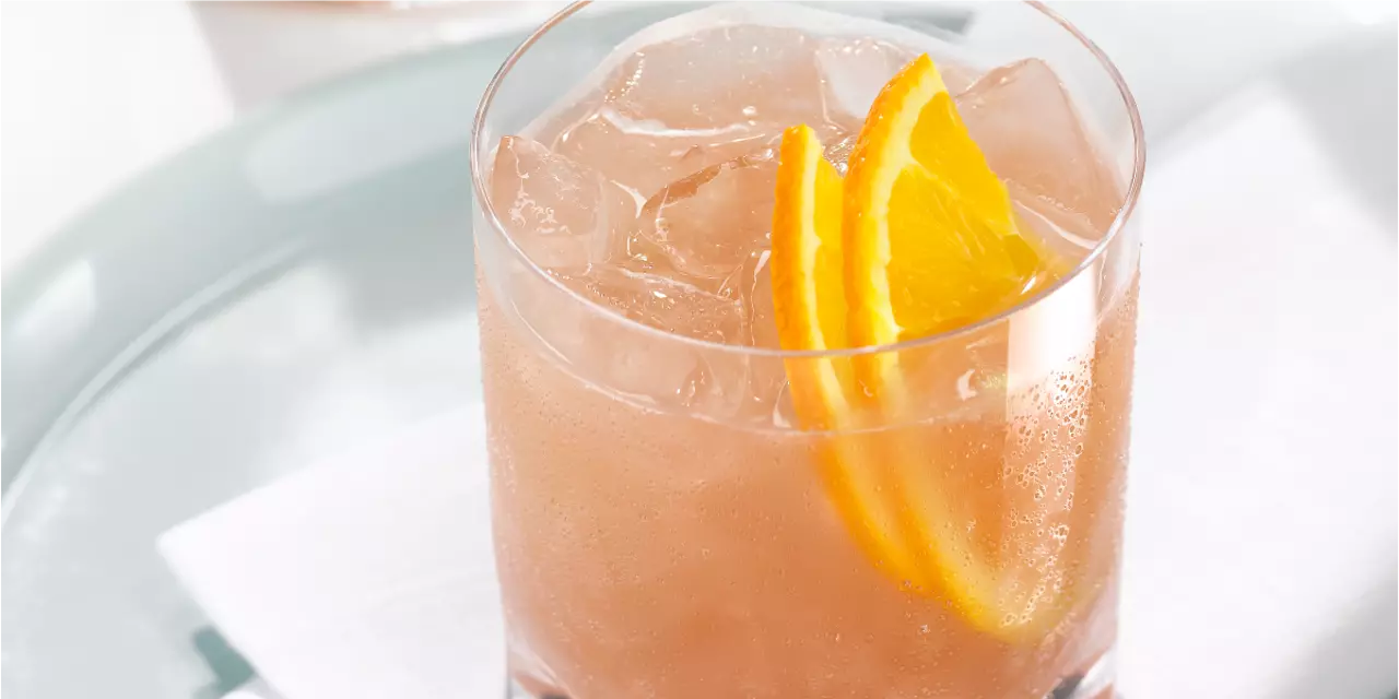 14 nízkokalorických alkoholických nápojů, které registrovaní dietologové milují