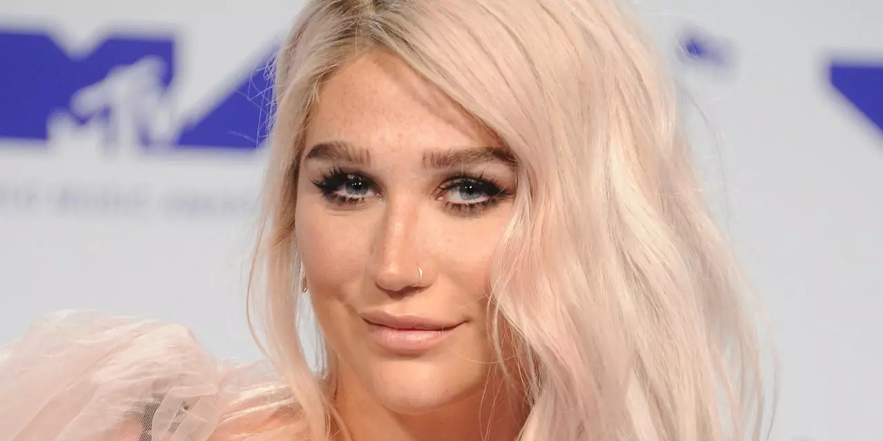 Waarom Kesha's VMA-toespraak zo belangrijk was voor mensen die met zelfmoordgedachten te maken hebben