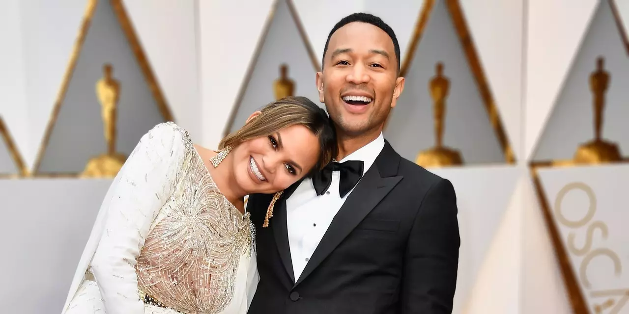 Chrissy Teigen và John Legend đã chia tay trong một ngày — Đây là lý do