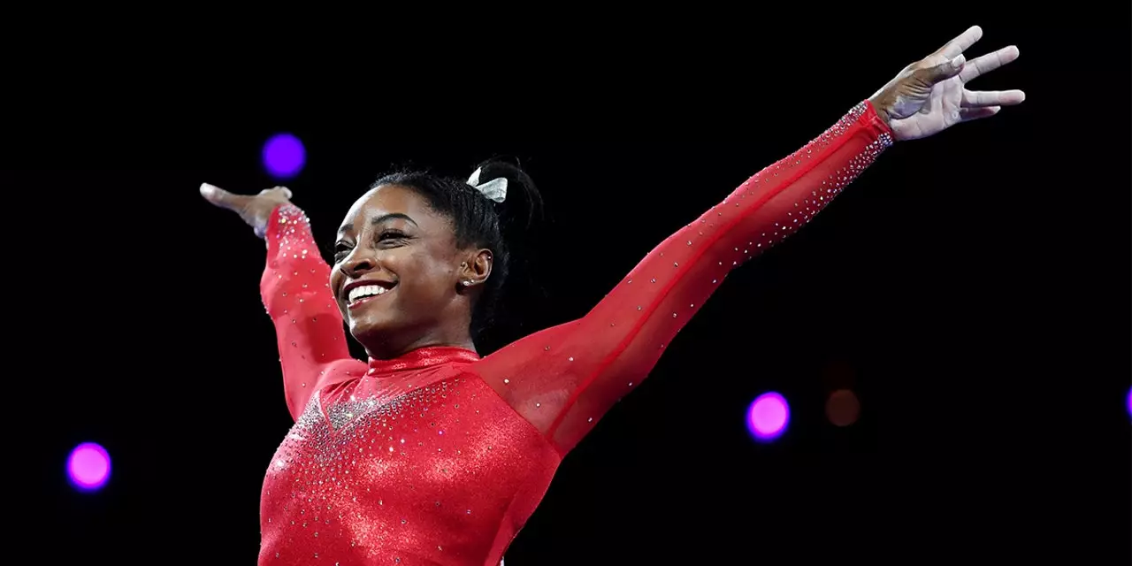 Simone Biles Rasane 'Ditelpon' Mbalik menyang Olimpiade amarga Alasan Sing Penting