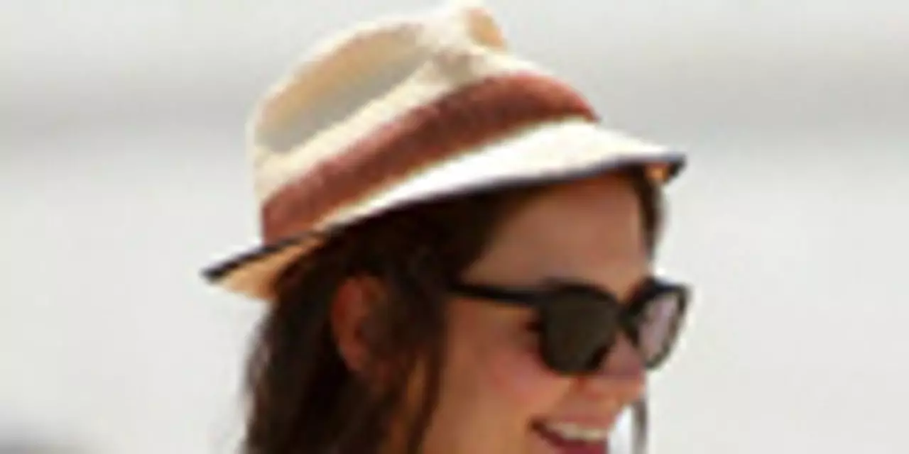 Dome essa tendência: chapéus de verão como os de Katie Holmes